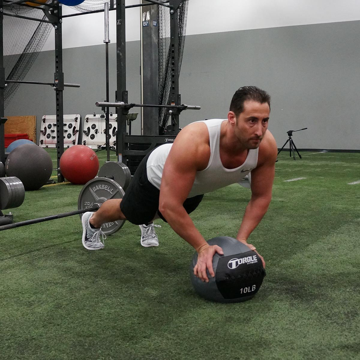 Torque Wall Balls – Weight Room Equipment | Bigger Faster Stronger